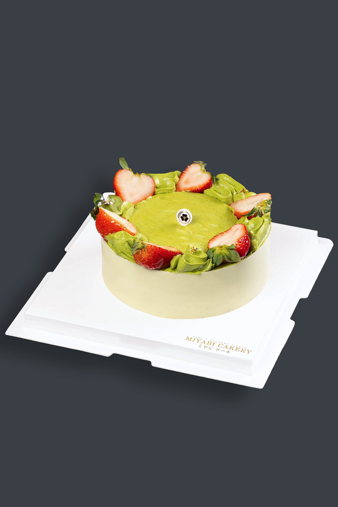 MATCHA ICHIGO 抹茶・いちご – Miyabi Cakery - Valrhona Chocolate & Cocktail ...